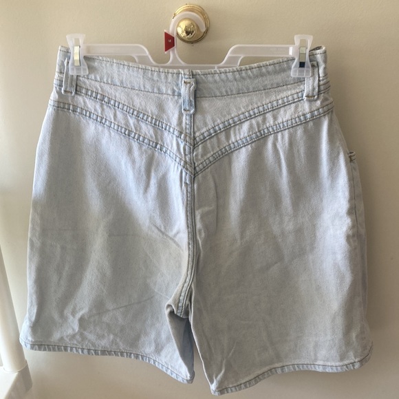 Lee | Shorts | 8s Vintage Lee High V Back Pocketless Denim Jean Mom ...